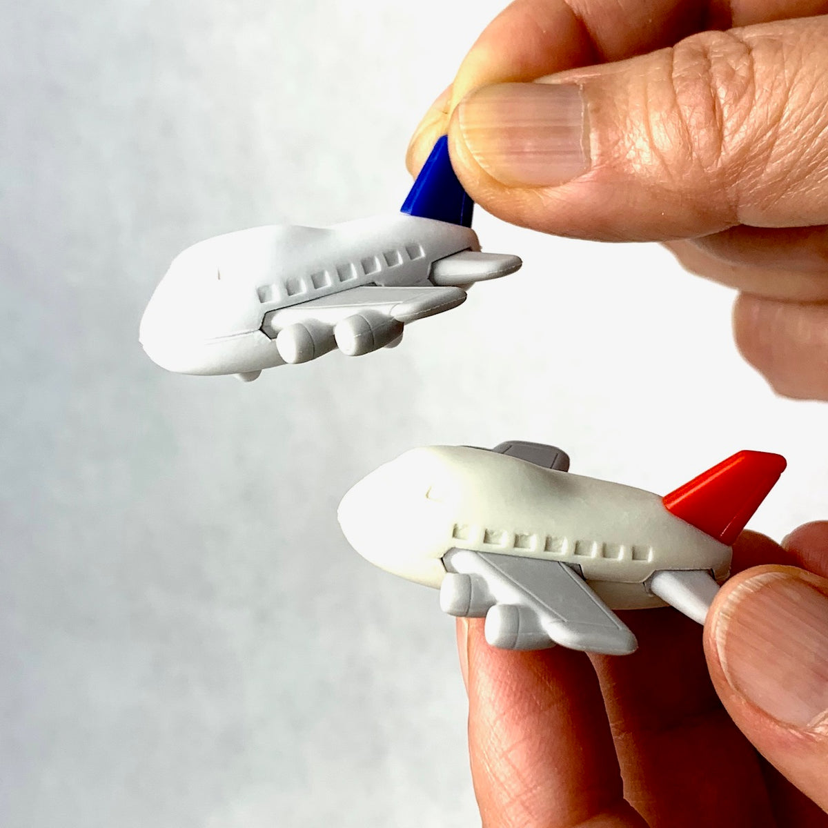 381363 AIRPLANE ERASERS-RED-1 eraser – IwakoUSA